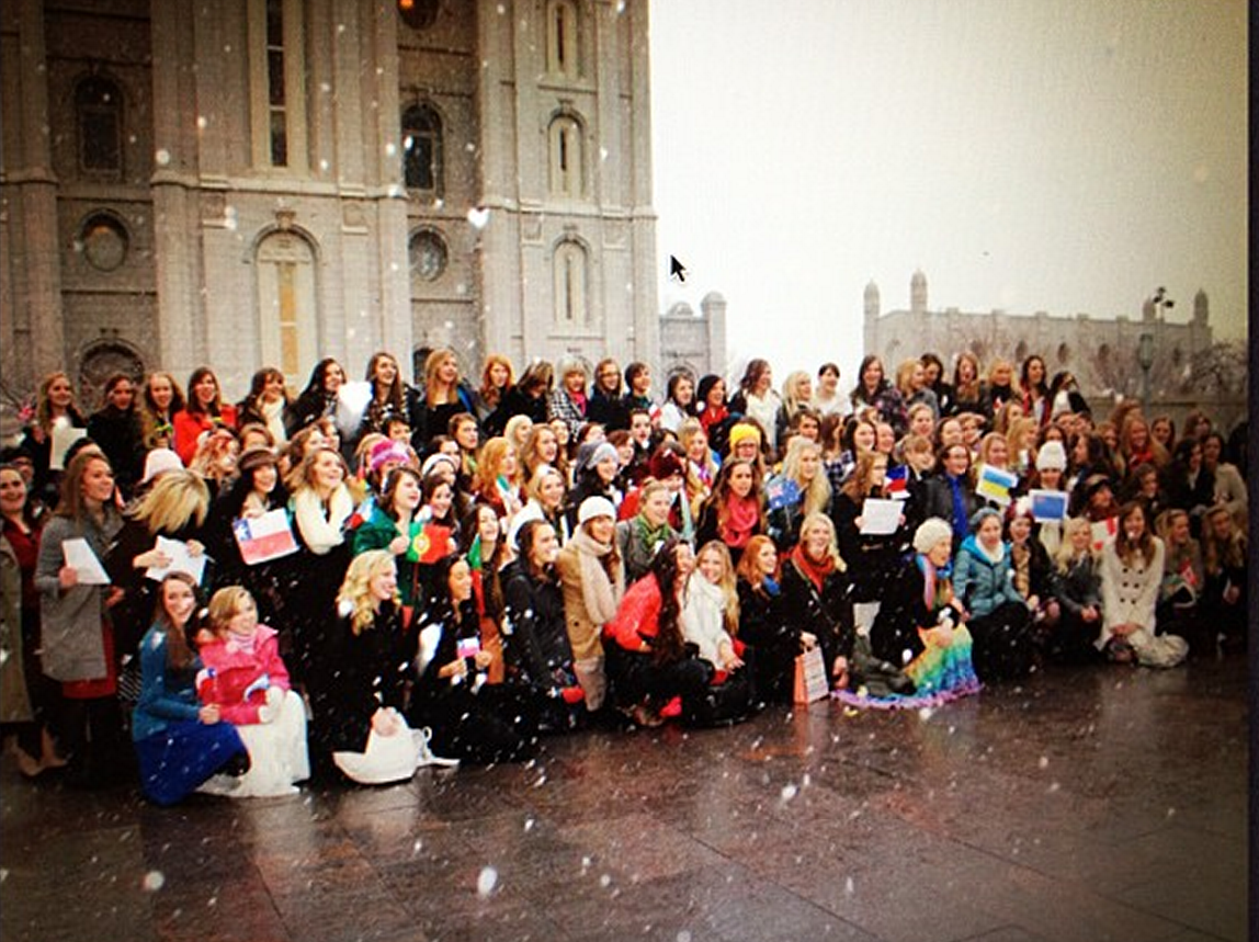 Sister Missionaries to Serve Full-time LDS Missions in Record Numbers ...