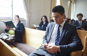 Mobile Devices in Sacrament Meeting? | LDS365: Resources from the ...